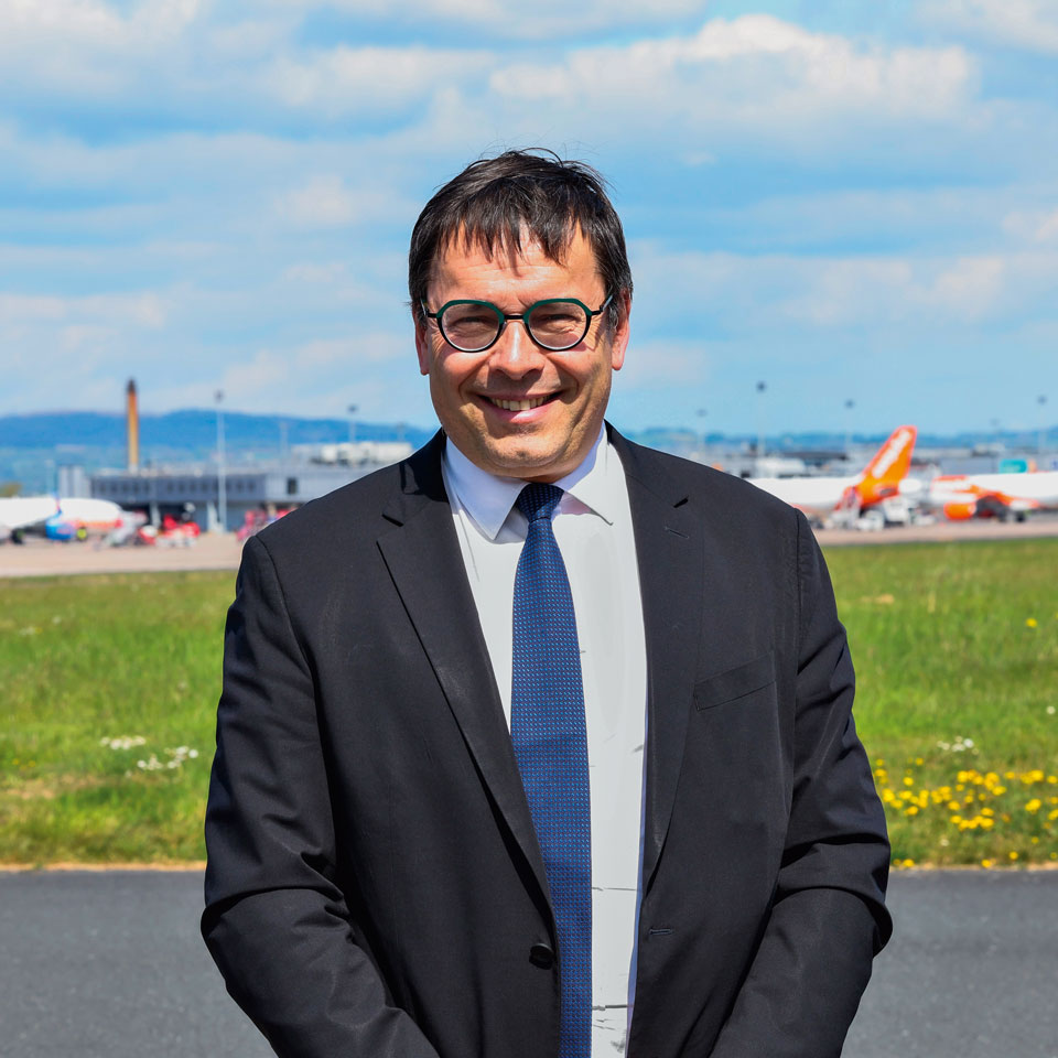 VINCI Airports - Essentials 2025